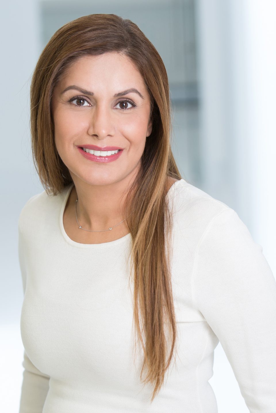 Momentum Business Headshots – LP - Donna Santos Studio